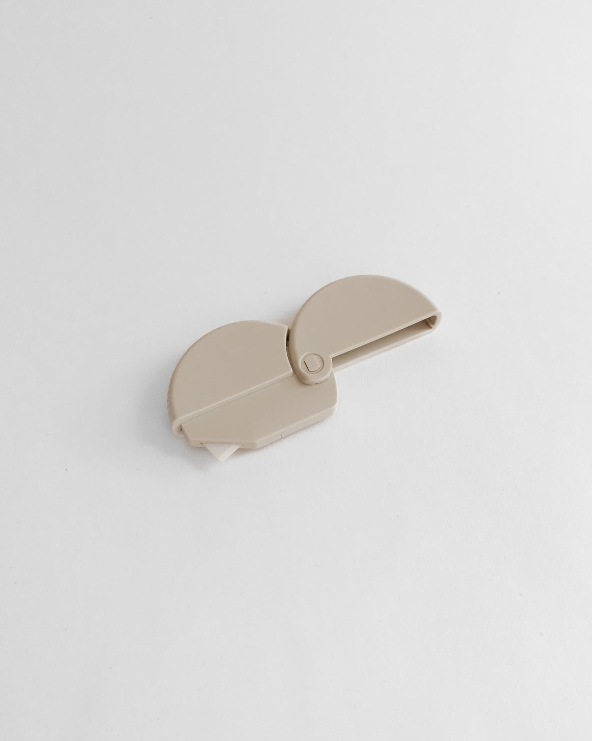 Midori Ceramic Carton Cutter – SORT